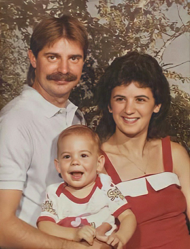 UNSOLVED QUADRUPLE-HOMICIDE: THE DARDEEN FAMILY – LAST SEEN ALIVE